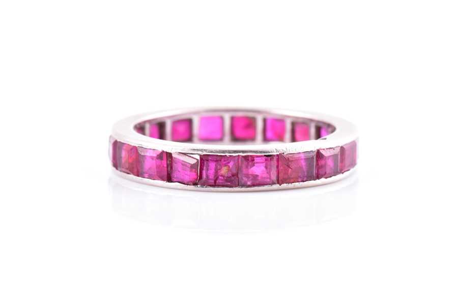 Lot 542 - An early to mid 20th century French white