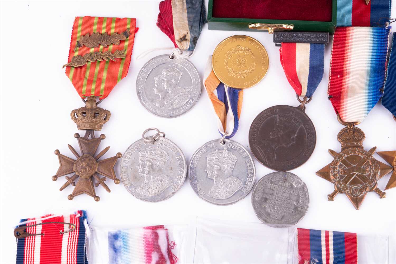 Lot 250 - A collection of WWII medals in original