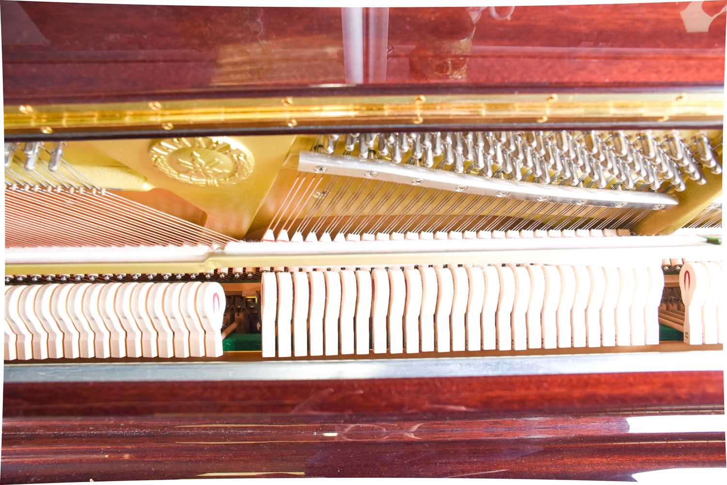 Lot 173 - A Yamaha upright piano with high gloss