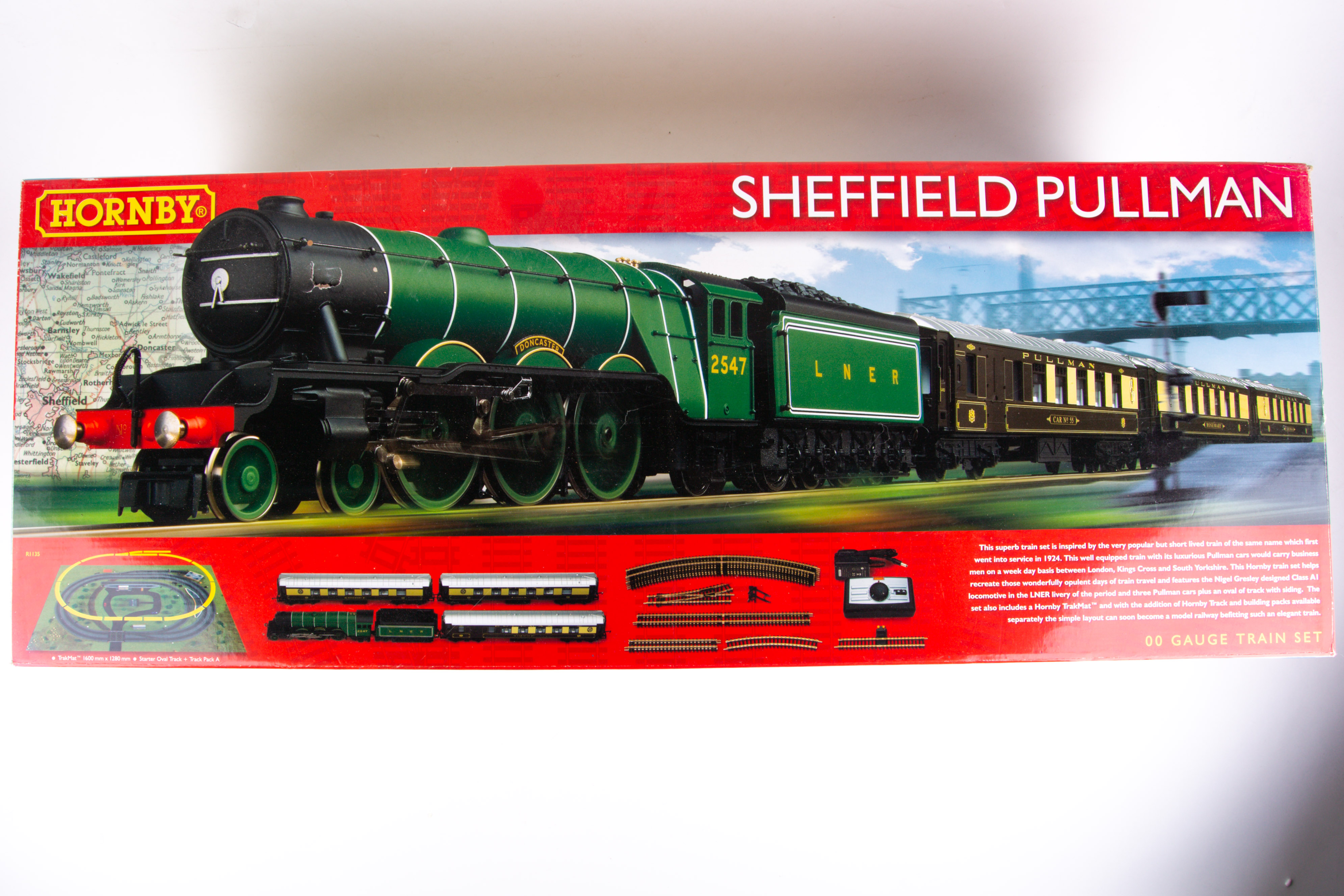 Lot 512 - Three boxed Hornby 00 Gauge train sets,