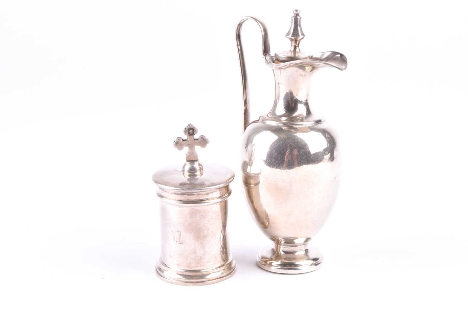Lot 421 - A Victorian silver communion flagon, by Yap