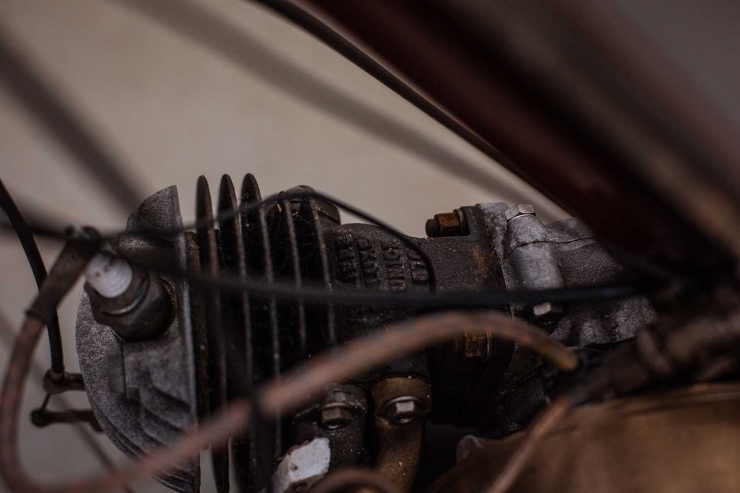 Lot 6 - A 1948 James Autocycle De Luxe, 98cc,