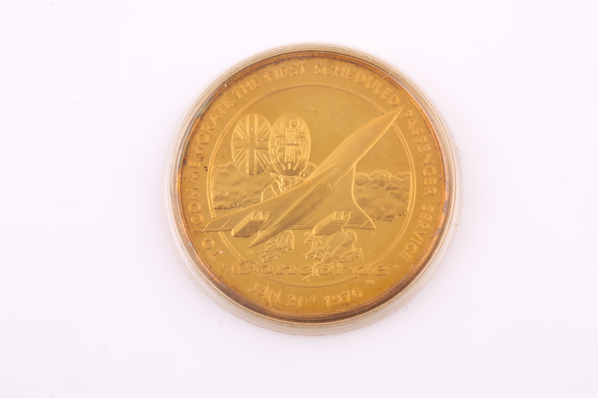 Lot 459 - A first passenger Concorde flight medallion