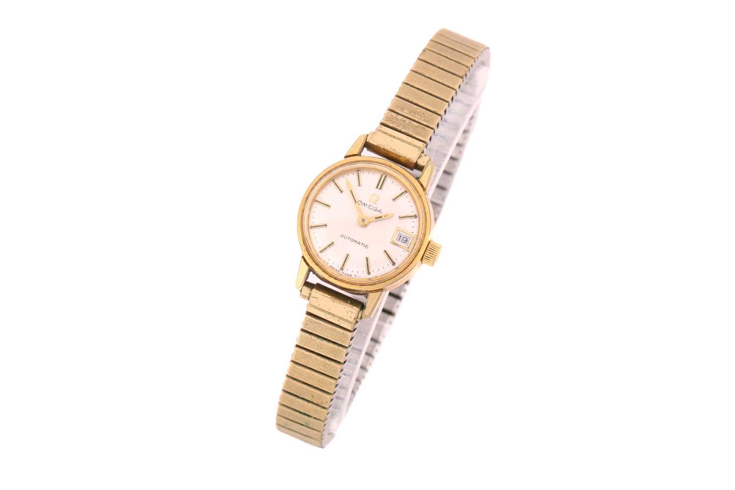 Lot 509 - Omega. A lady's mixed metal automatic