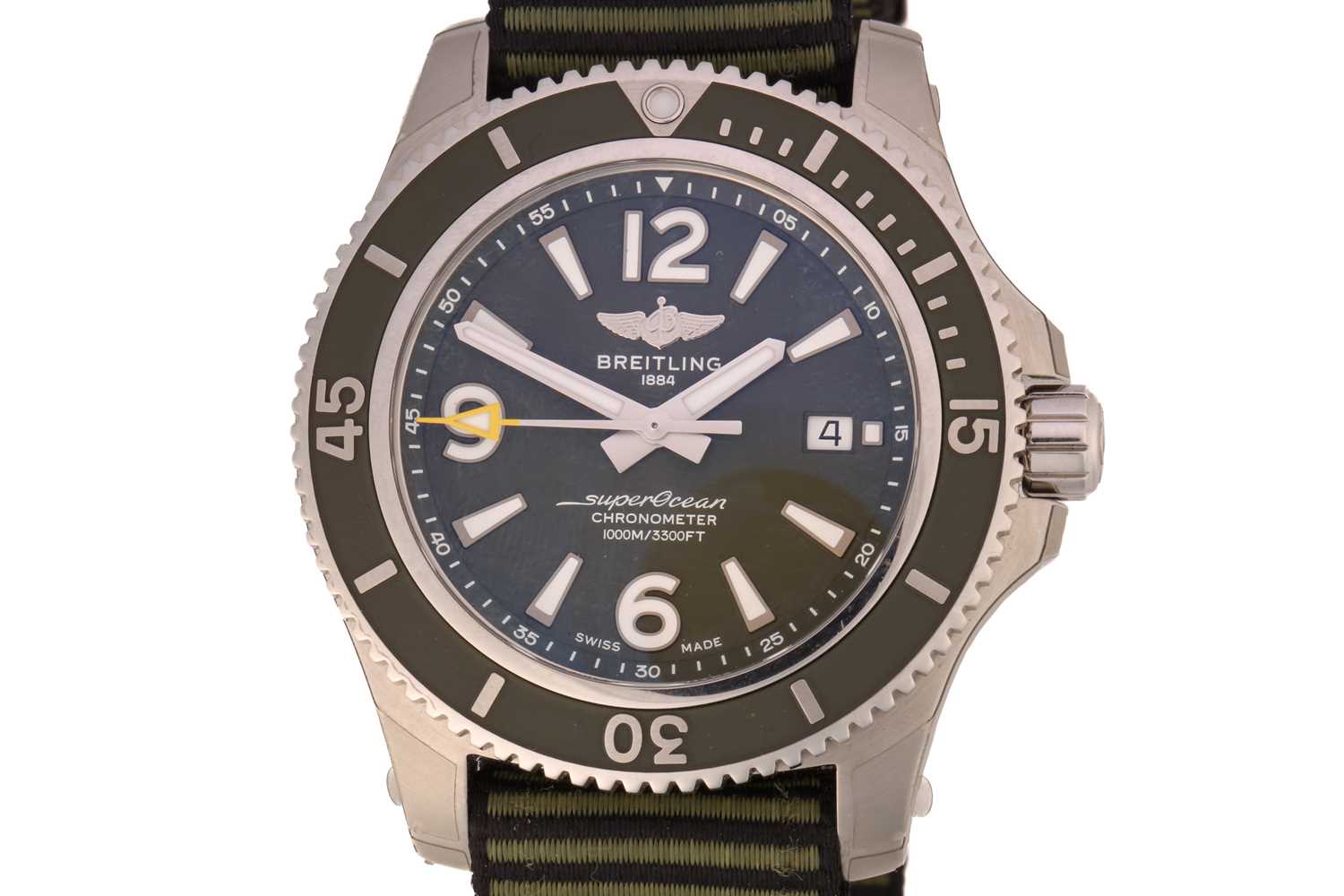 Lot 364 - A Breitling Superocean Automatic 44