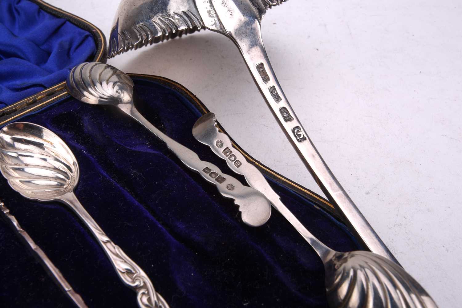 Lot 450 - A George III silver feather edged Old