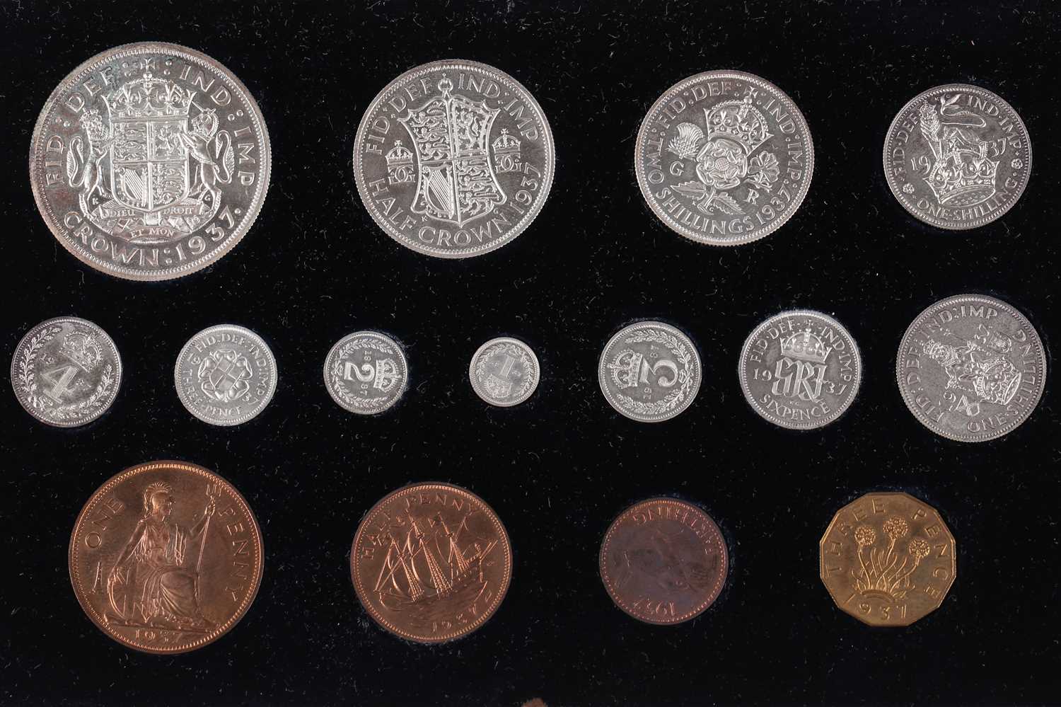 Lot 371 - A George VI 1937 specimen coin set, to