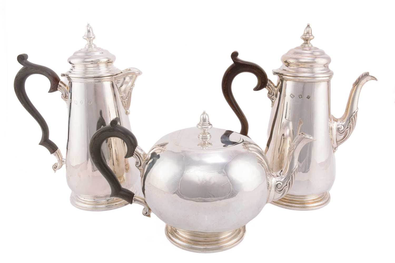 Lot 529 - A matched three piece silver tea set, London