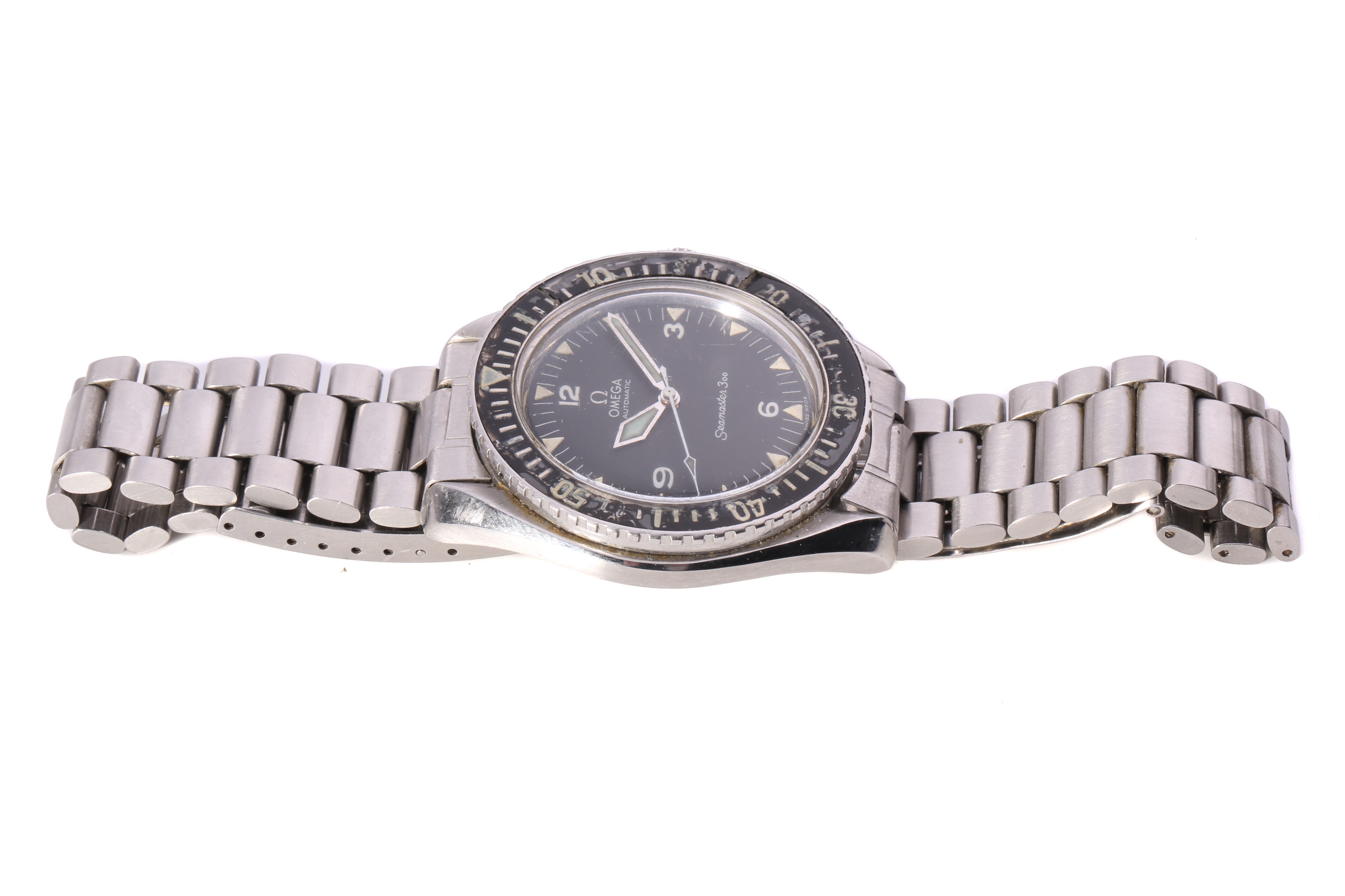 Lot 374 - An Omega Seamaster 300 Ref:165.024,