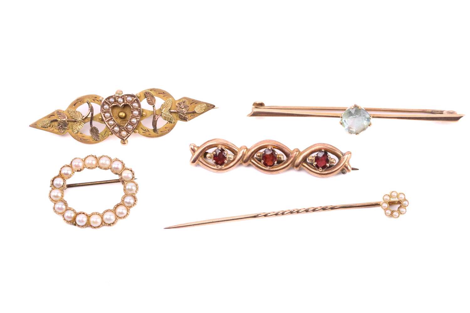 Lot 13 - A Victorian sweetheart brooch with hallmarks