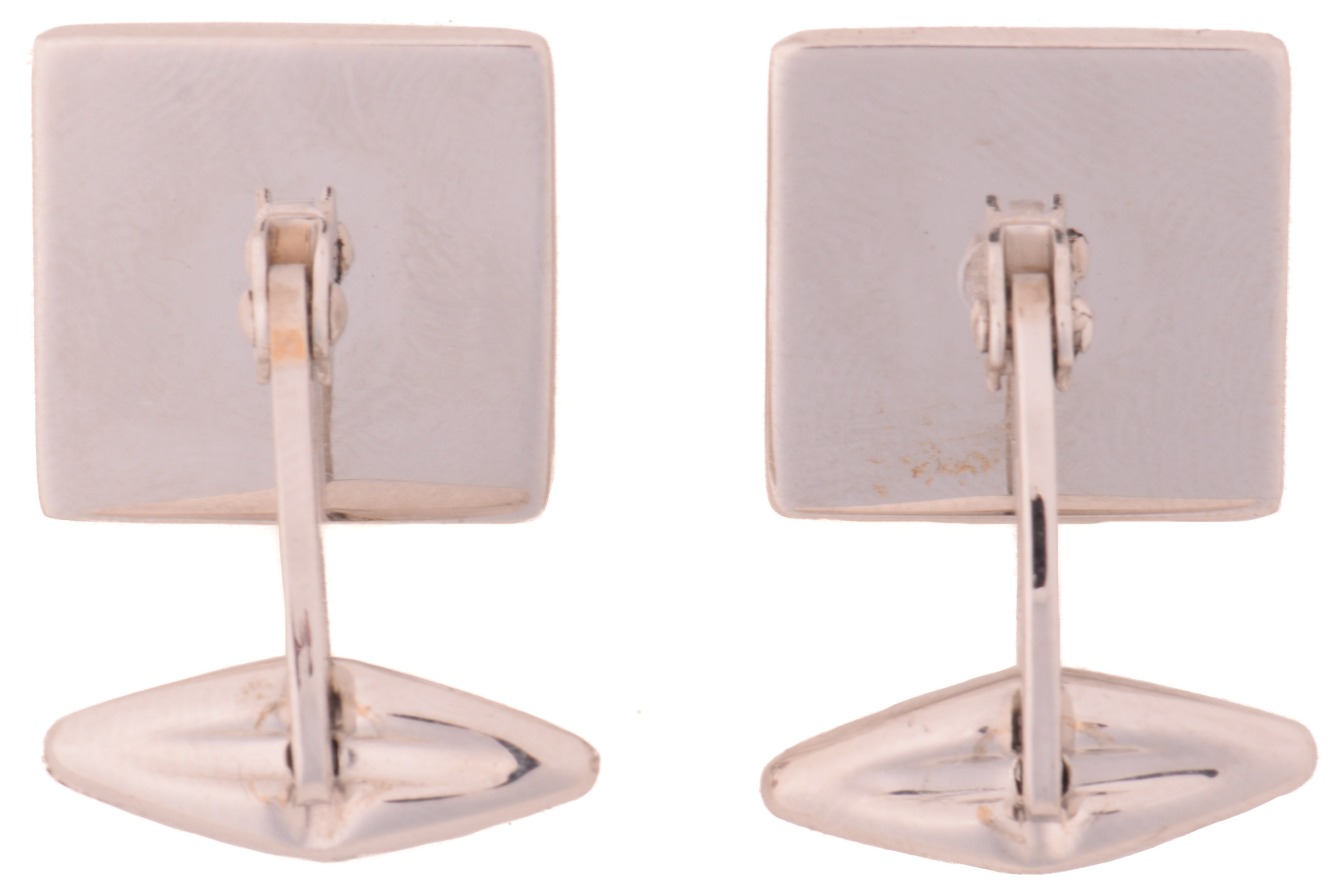 Lot 44 - A pair of square cufflinks, the bevelled head