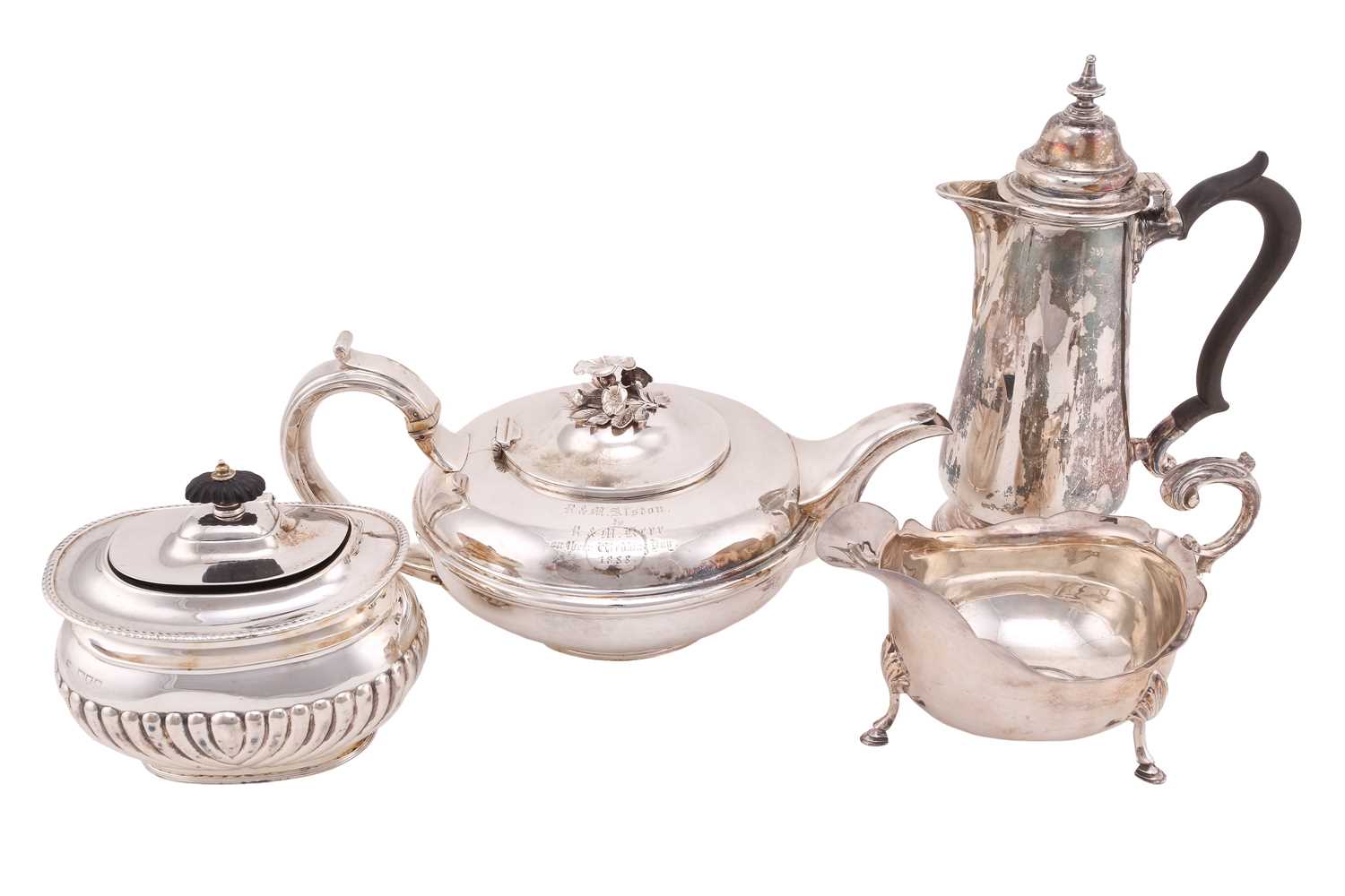 Lot 517 - A William IV silver tea pot, by Joseph