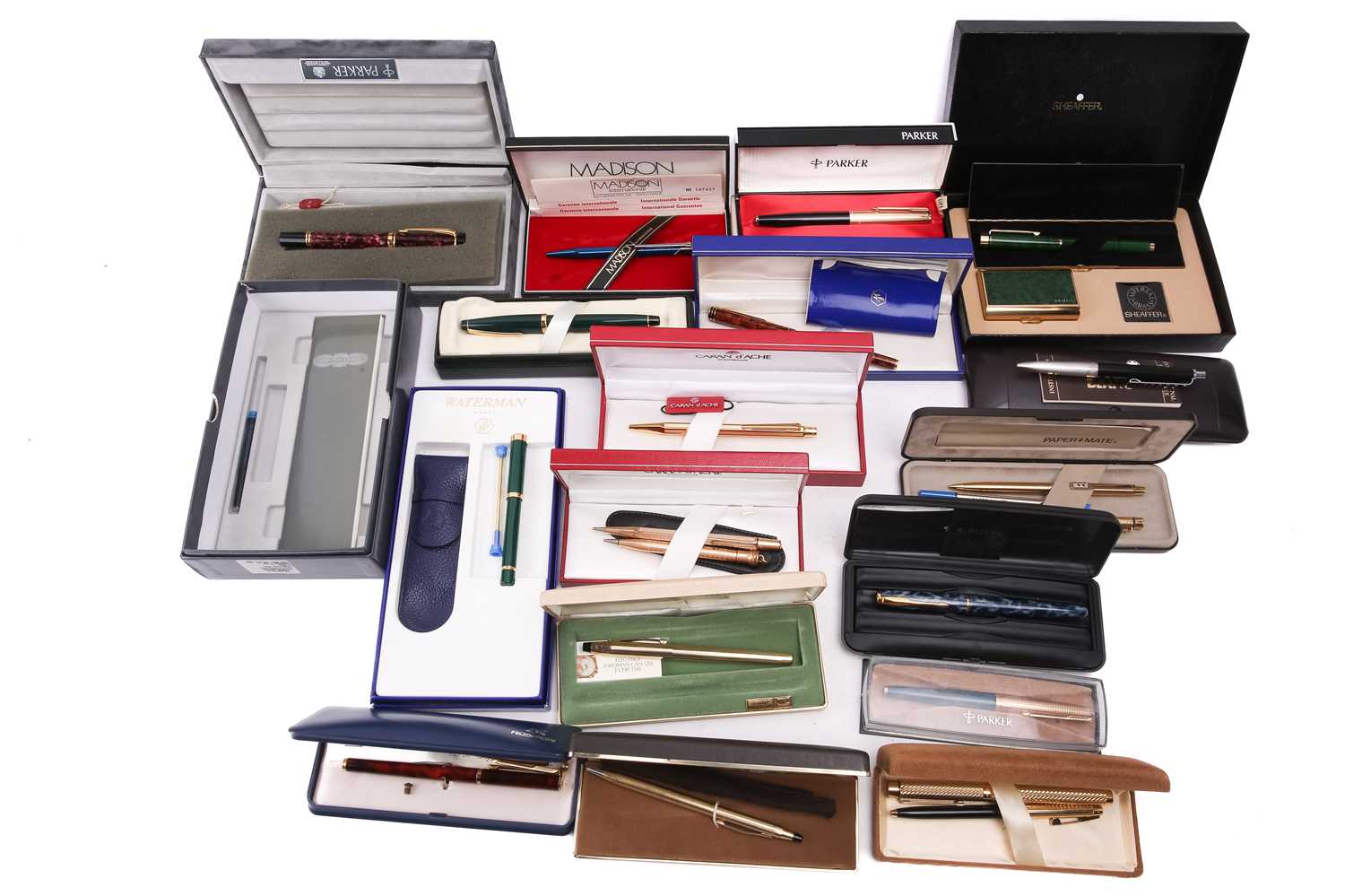 Lot 323 - A collection of boxed pens, including