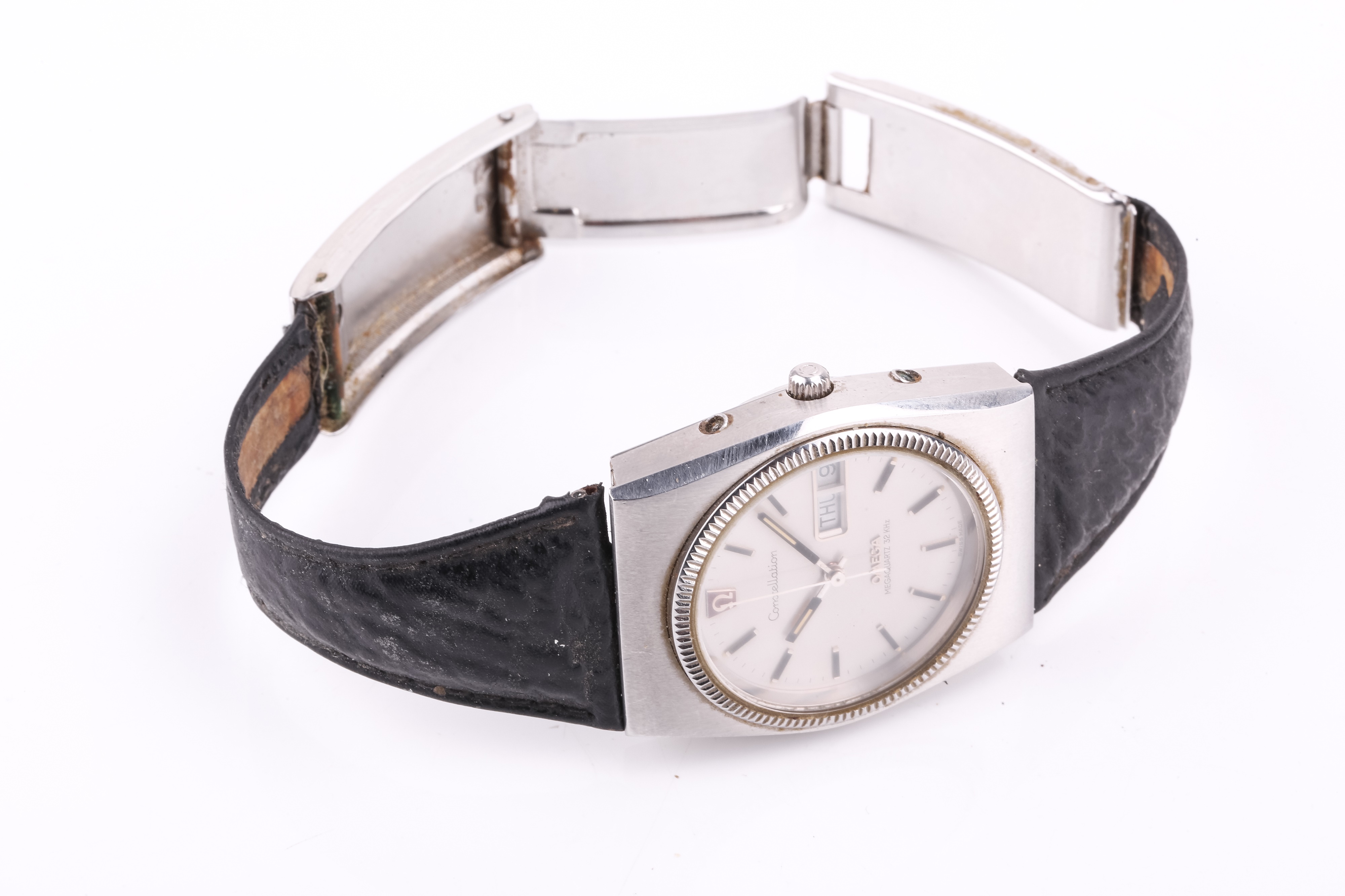 Lot 378 - An Omega Constellation Megaquartz watch.
