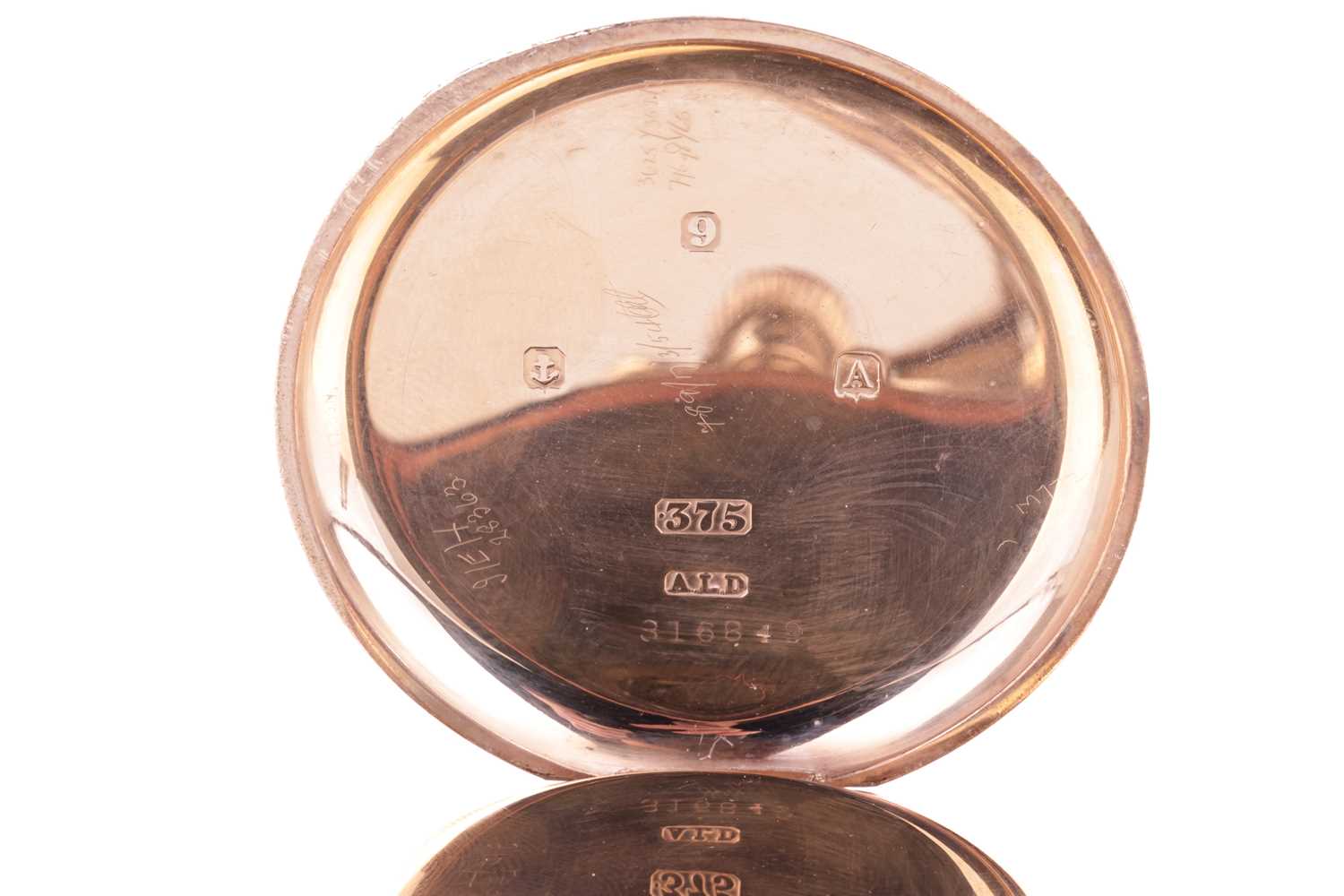 Lot 194 - A 9ct gold half-hunter pocket watch, by