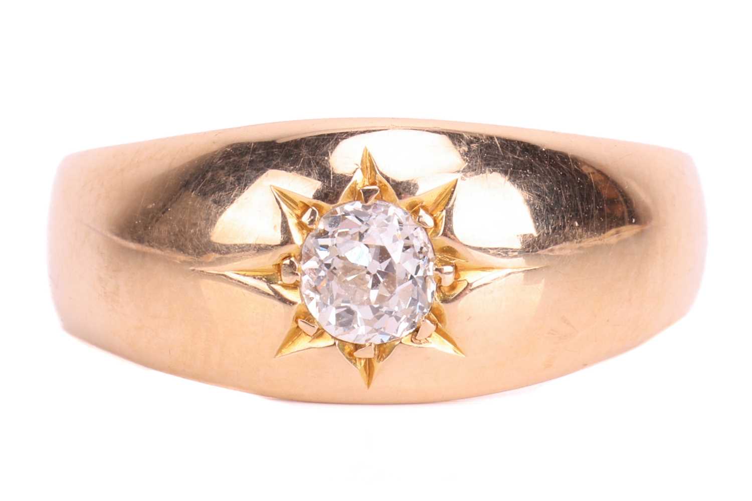 Lot 160 - A diamond single-stone ring, featuring an