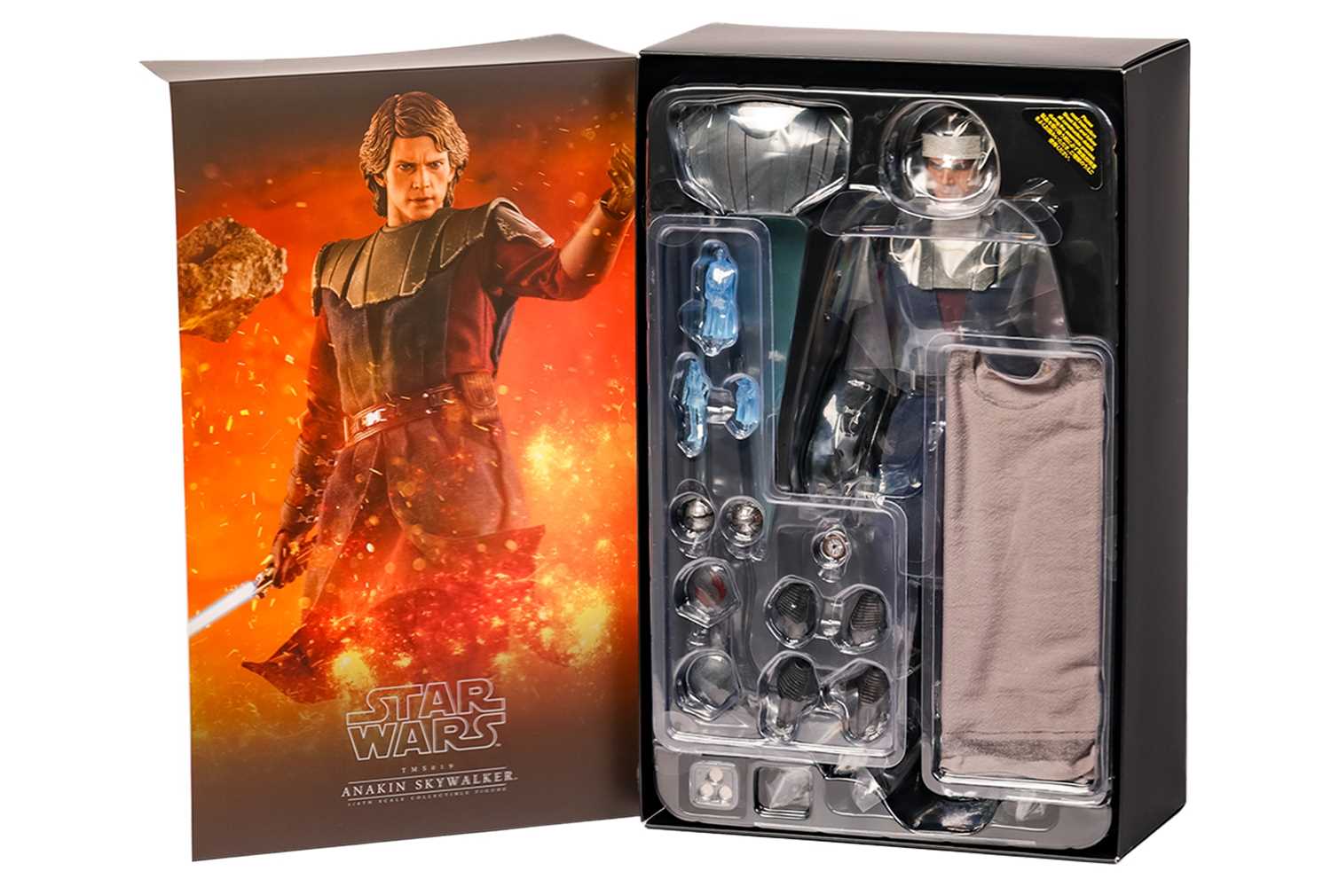 Lot 7 - A Star Wars Hot Toys Anakin Skywalker 1:6