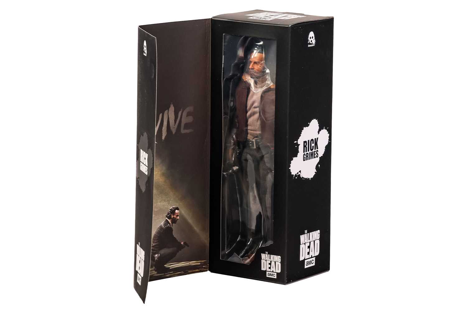 Lot 19 - Threezero, The Walking Dead Rick Grimes 1:6
