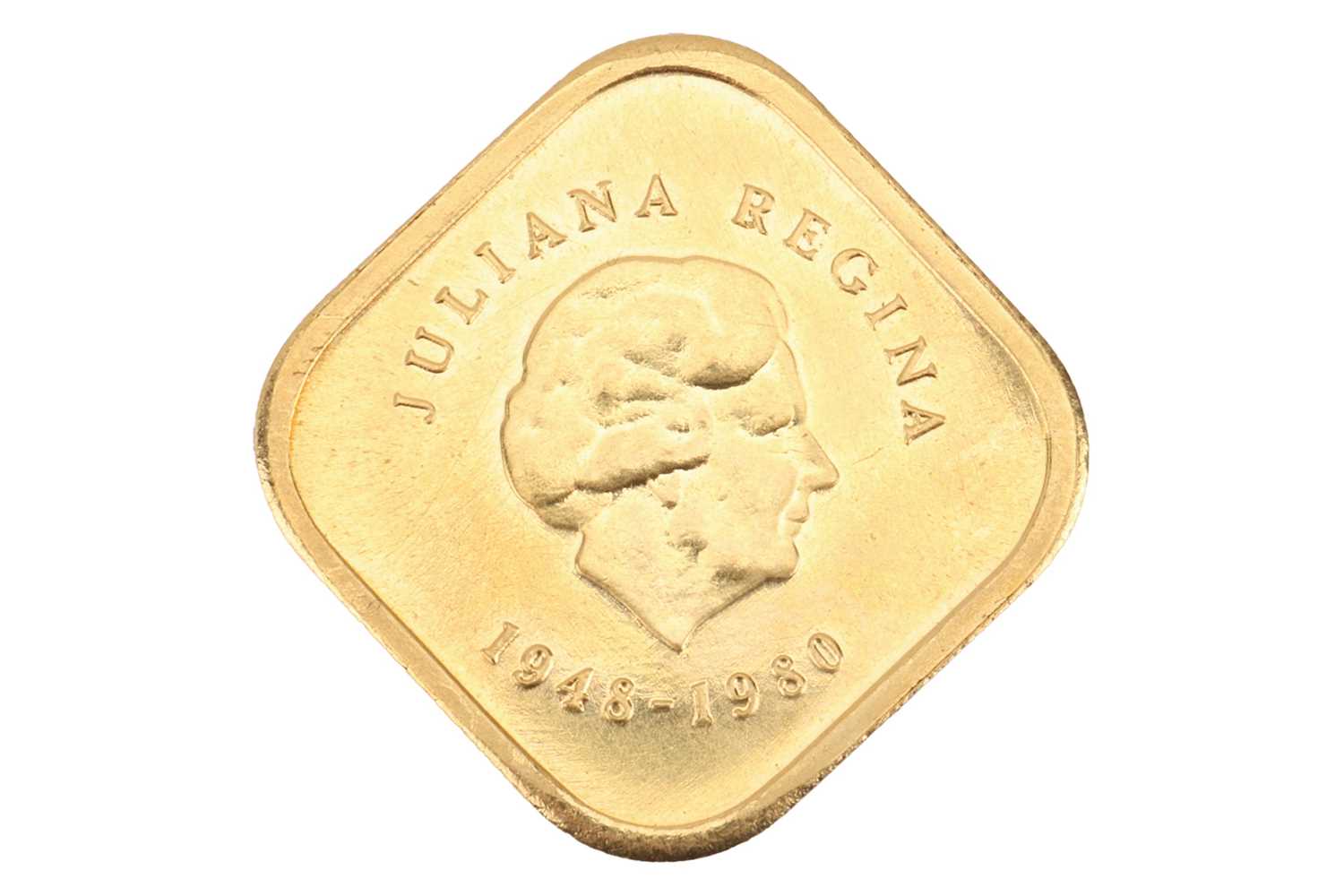 Lot 70 - A 300 Guilder gold coin, 1980, of square